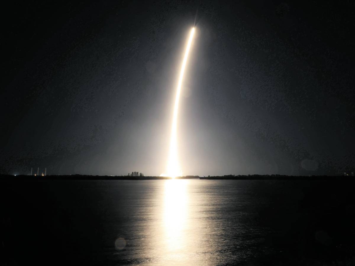 A piece of Italy traveling towards the Moon: it is LuGRE, the record ...