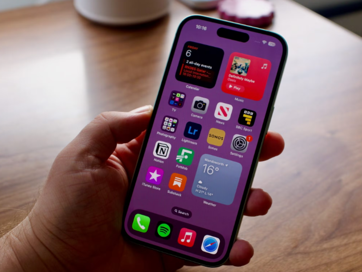 The first red light app that lands on the iPhone
