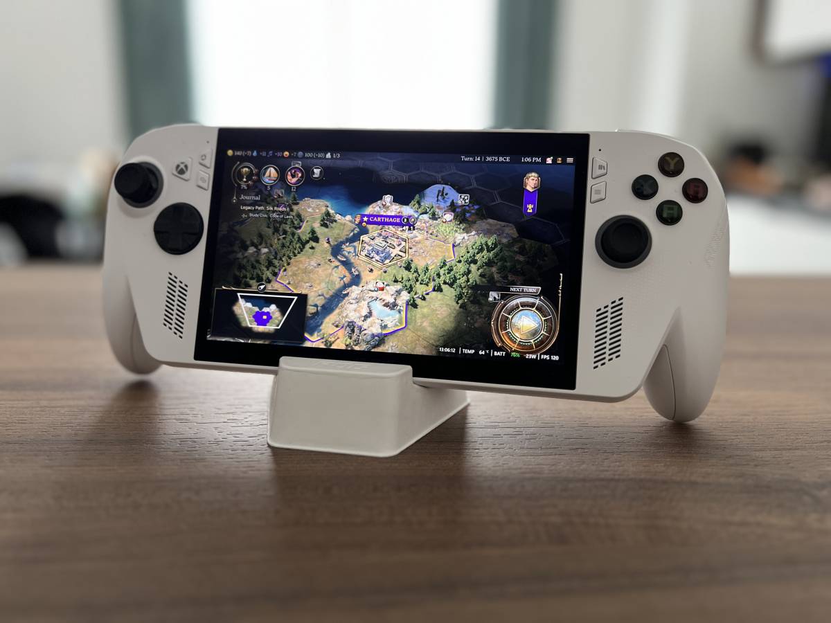 ROG Xbox Ally review: the computer that wants to be a portable console